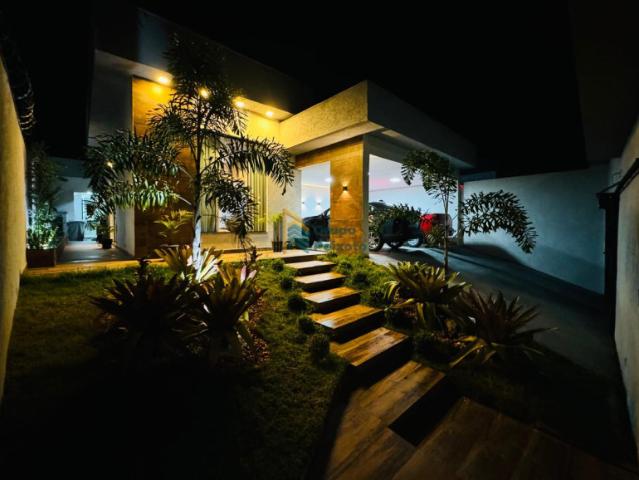 Casa para venda em Guarujá Mansões em Betim Minas Gerais de 700.00m² com 3 Quartos, 1 Suíte e 3 Garagens
