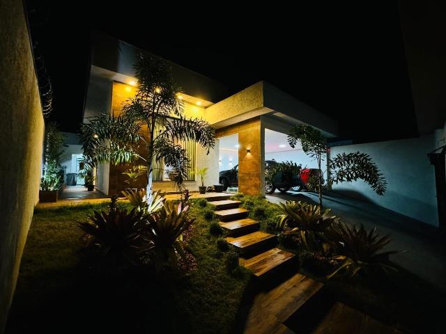 Casa para venda em Guarujá Mansões em Betim Minas Gerais de 270.00m² com 3 Quartos, 1 Suíte e 4 Garagens