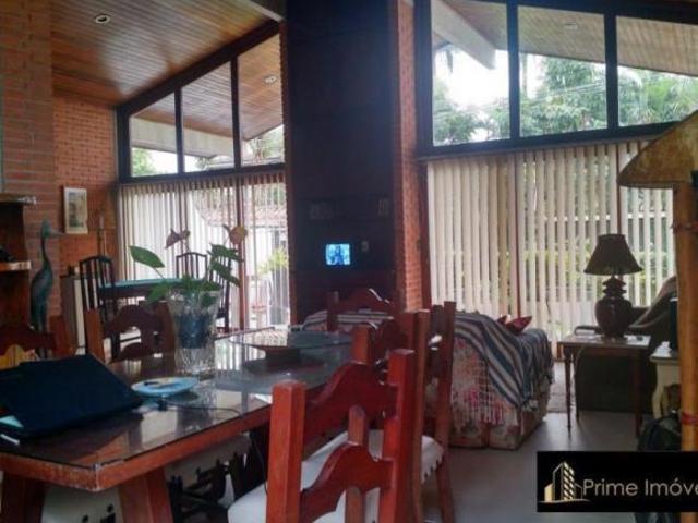 Casa para Venda em Guarujá, Praia da Enseada, 3 dormitórios, 1 suíte, 3 banheiros, 4 vagas