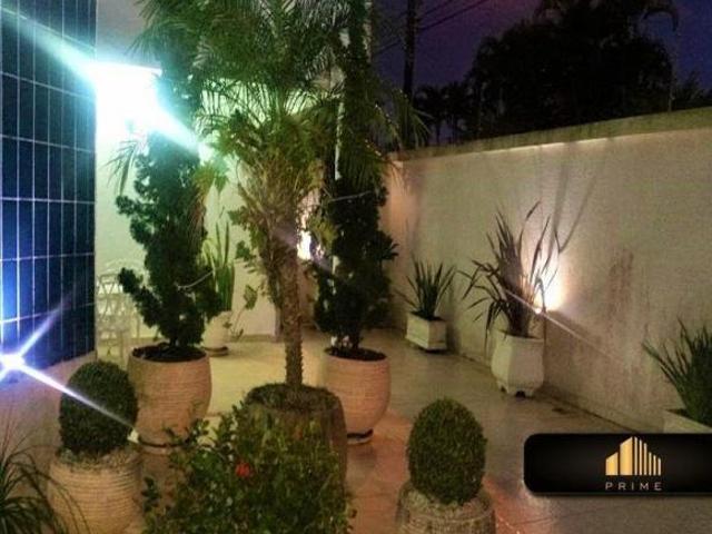 Casa para Venda em Guarujá, Praia da Enseada, 4 dormitórios, 4 suítes, 6 banheiros, 4 vagas