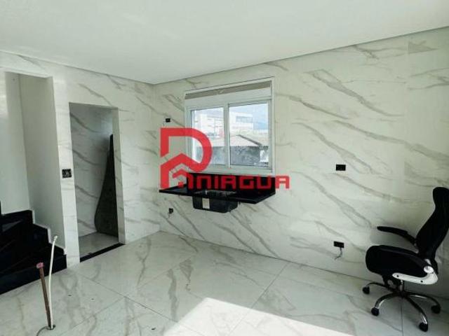 Casa para venda em Guilhermina de 122.00m² com 3 Quartos, 3 Suites e 3 Garagens