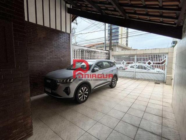 Casa para venda em Guilhermina de 130.00m² com 2 Quartos, 1 Suite e 3 Garagens