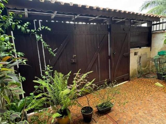 Casa para venda em Guilhermina de 67.00m² com 2 Quartos e 1 Garagem