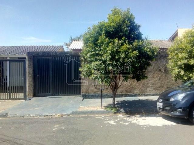 Casa para venda em Doutor Tancredo De Almeida Neves em Araraquara São Paulo de 167.00m² com 3 Quartos e 4 Garagens