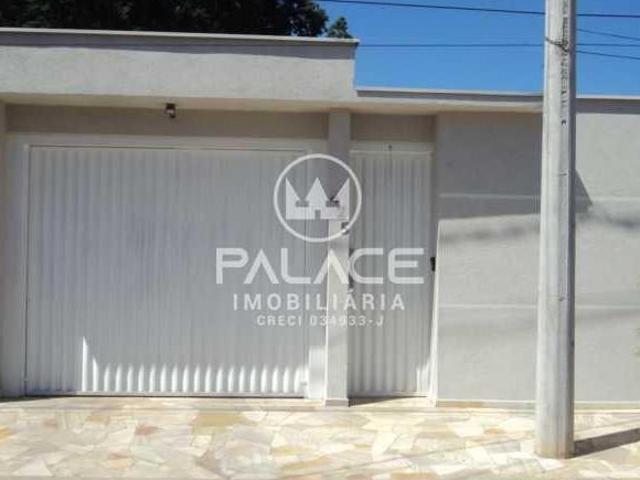 Casa para venda em Dois Córregos de 117.00m² com 1 Quarto, 2 Suites e 3 Garagens