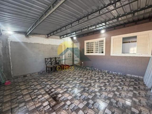 Casa para venda em Dic Iv de 200.00m² com 2 Quartos e 2 Garagens