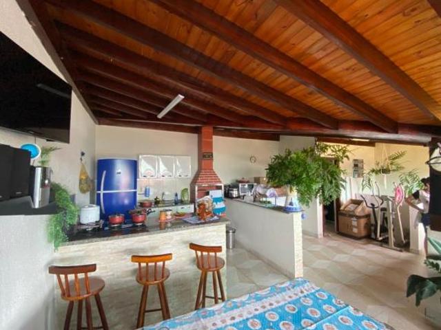 Casa para venda em Dic Vi de 160.00m² com 3 Quartos e 4 Garagens