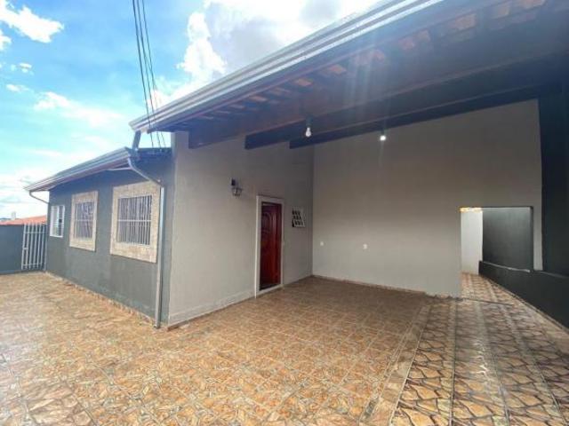 Casa para venda em Dic Vi de 100.00m² com 4 Quartos e 5 Garagens