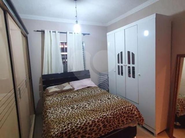 Casa para venda em Distrito Industrial de 330.00m² com 3 Quartos, 1 Suite e 4 Garagens