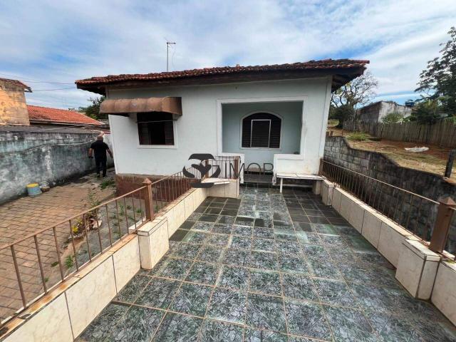 Casa para venda em Distrito Industrial I José Marangoni em Mogi Mirim São Paulo de 180.00m² com 3 Quartos e 3 Garagens