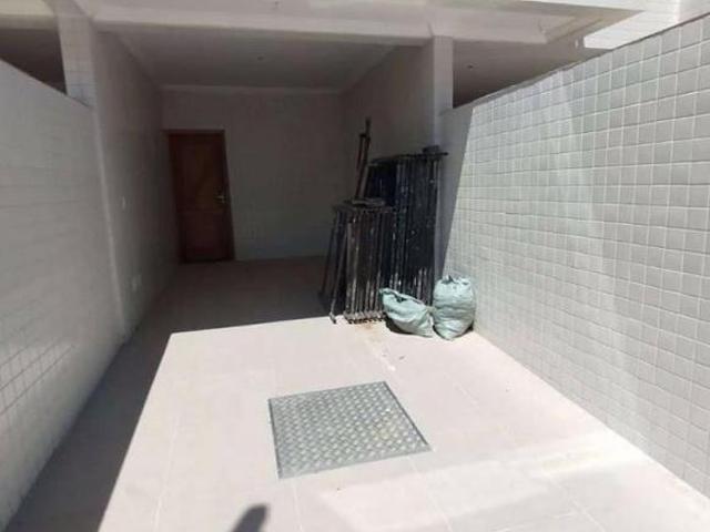 Casa para venda em Embaré de 220.00m² com 3 Quartos, 3 Suites e 1 Garagem