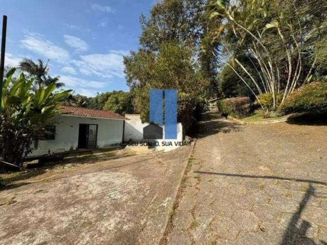 Casa para Venda em Embu das Artes, Chácara Ana Lúcia, 3 dormitórios, 1 suíte, 4 banheiros, 4 vagas