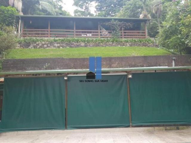 Casa para Venda em Embu das Artes, Chácara Aurora, 2 dormitórios, 1 suíte, 4 banheiros, 3 vagas