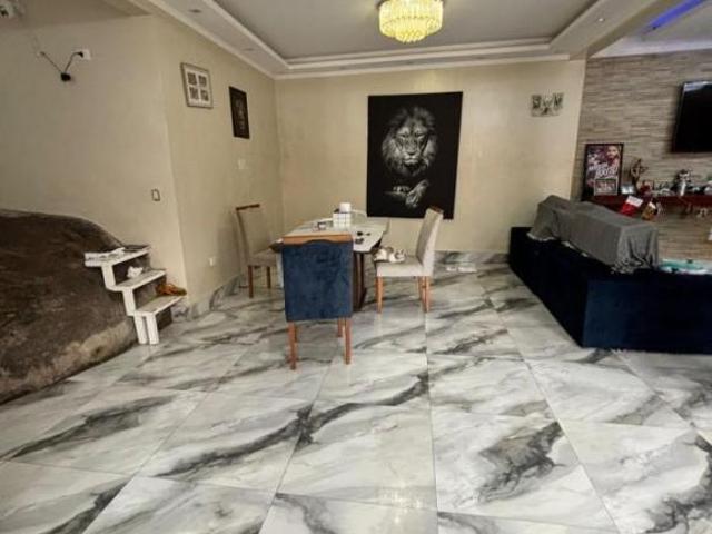 Casa para Venda em Embu das Artes, Jardim Recanto da Fonte, 4 dormitórios, 2 suítes, 6 banheiros, 2