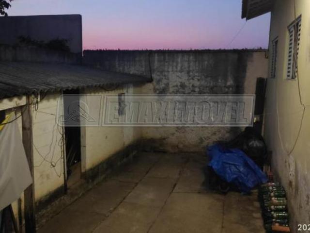 Casa para venda em Éden de 136.00m² com 4 Quartos e 6 Garagens