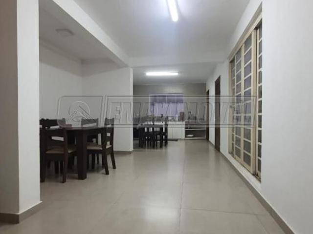 Casa para venda em Éden de 160.00m² com 3 Quartos, 1 Suite e 2 Garagens