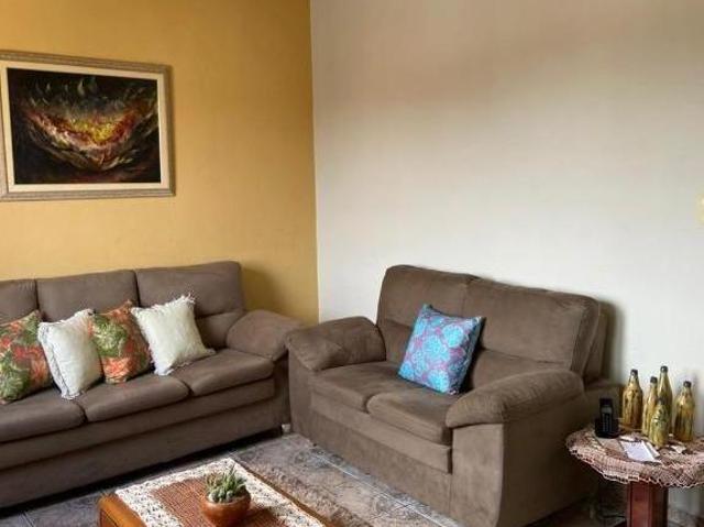 Casa para venda em Eloy Chaves de 145.00m² com 3 Quartos, 1 Suite e 1 Garagem
