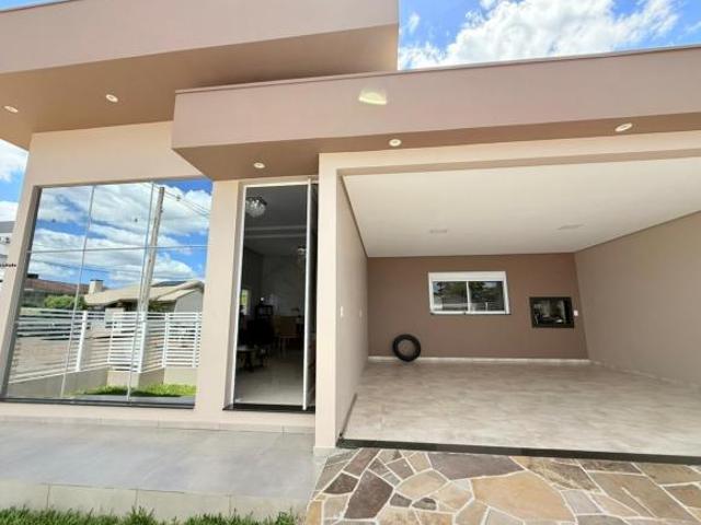 Casa para Venda em Erechim, Zimmer, 3 dormitórios, 1 suíte, 3 banheiros, 2 vagas