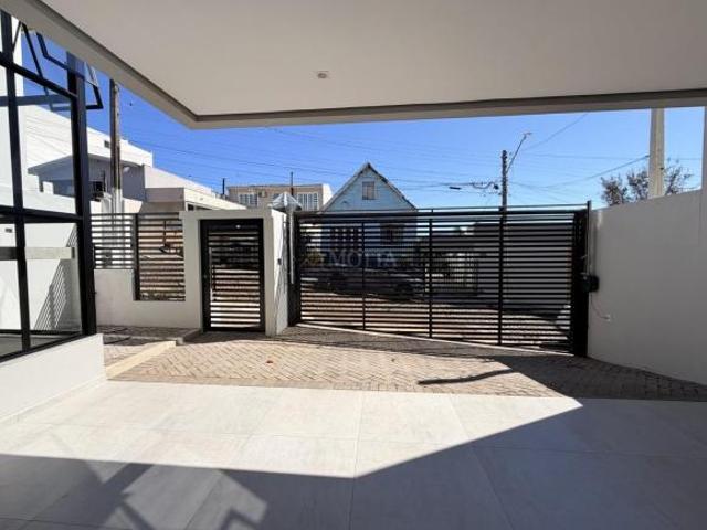 Casa para Venda em Erechim, Centro, 3 dormitórios, 1 suíte, 3 banheiros, 2 vagas