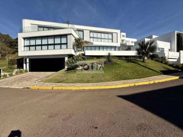 Casa para Venda em Erechim, Ipiranga, 3 dormitórios, 3 suítes, 5 banheiros, 4 vagas