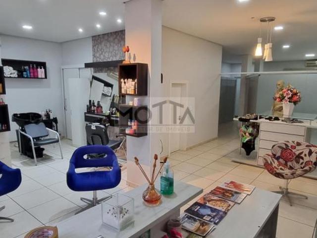 Casa para Venda em Erechim, JOSE BONIFACIO, 4 dormitórios, 1 suíte, 3 banheiros