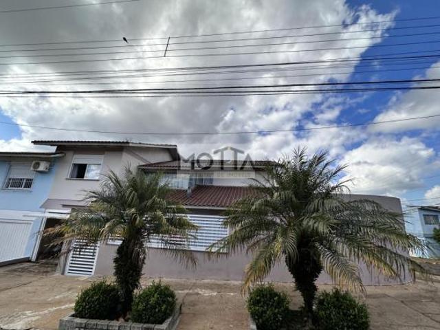 Casa para Venda em Erechim, Linho, 3 dormitórios, 1 suíte, 4 banheiros, 1 vaga