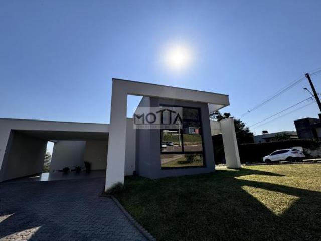 Casa para Venda em Erechim, Sao Caetano, 3 dormitórios, 3 suítes, 4 banheiros, 2 vagas