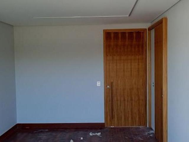 Casa para venda em Estancia Do Lago de 1000.00m² com 4 Quartos, 3 Suites e 8 Garagens