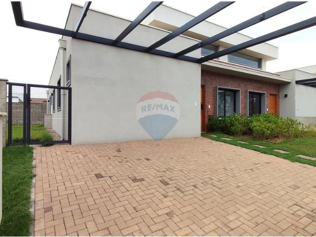 Casa para venda em Estância Das Flores em Jaguariúna São Paulo de 147.00m² com 3 Quartos, 1 Suíte e 2 Garagens