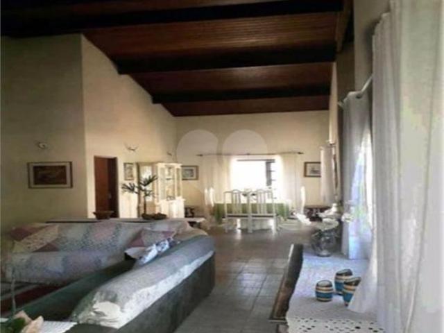 Casa para venda em Estância Hidromineral Santa Eliza de 205.00m² com 3 Quartos, 1 Suite e 5 Garagens