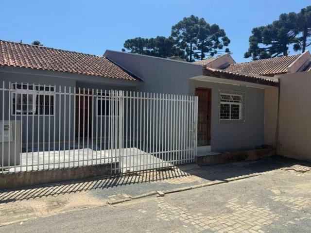 Casa para venda em Estados de 42.00m² com 2 Quartos e 1 Garagem