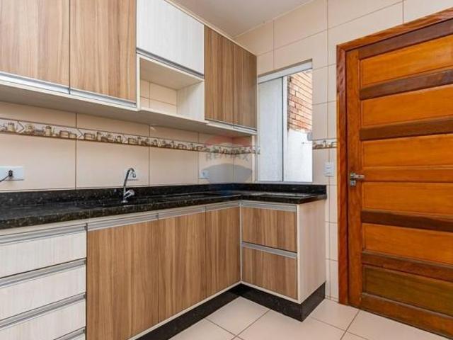 Casa para venda em Estados de 42.00m² com 2 Quartos e 2 Garagens
