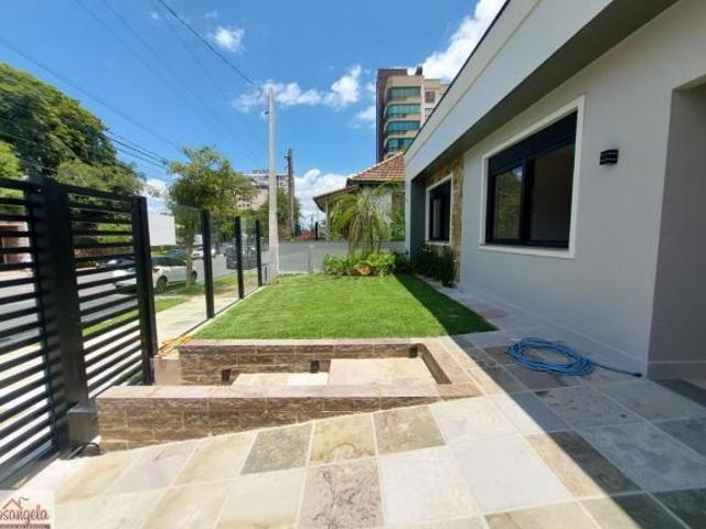 Casa para Venda em Esteio, Centro, 3 dormitórios, 1 suíte, 3 banheiros, 4 vagas
