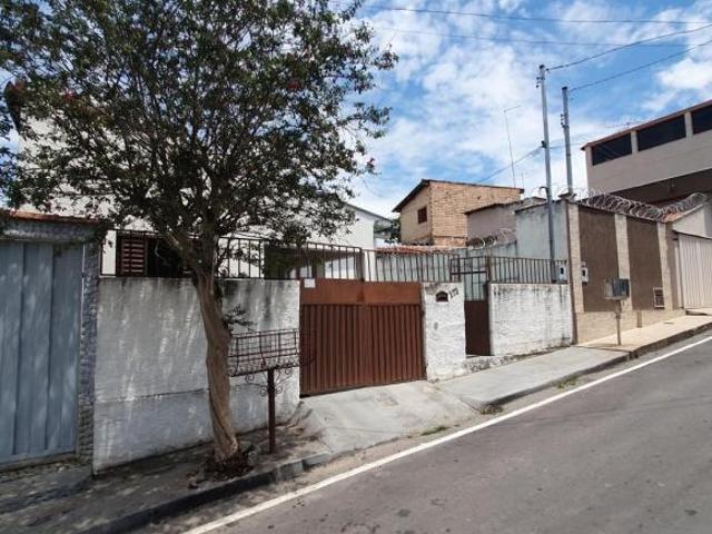 Casa para Venda em Esmeraldas, CENTRO, 3 dormitórios, 1 banheiro, 1 vaga