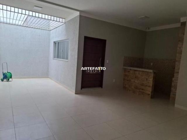 Casa para venda em Esplanada Primo Meneghetti Ii de 160.00m² com 3 Quartos, 1 Suite e 3 Garagens