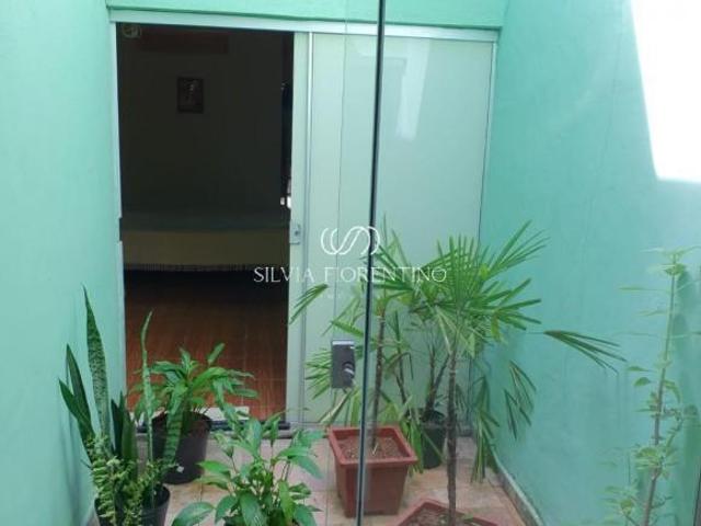 Casa para venda em Esplanada Santa Helena de 200.00m² com 3 Quartos, 3 Suites e 2 Garagens