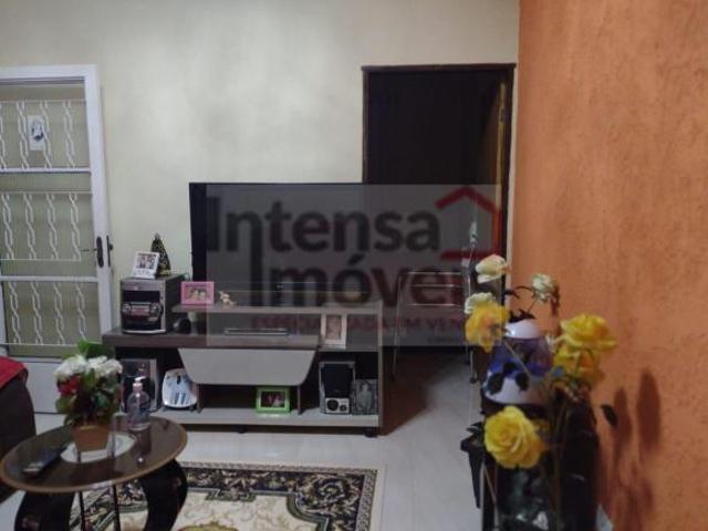 Casa para venda em Esplanada Santa Terezinha de 85.00m² com 3 Quartos e 2 Garagens