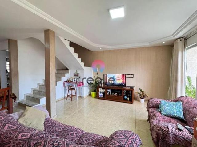 Casa para venda em Europa, Contagem