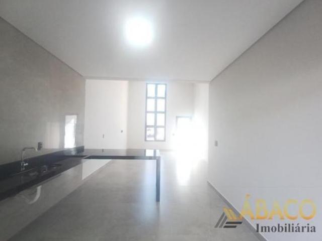 Casa para venda em Faixa Azul de 143.00m² com 3 Quartos, 1 Suite e 4 Garagens