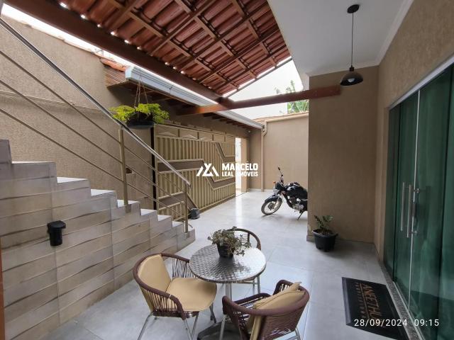 Casa para venda em Felícia em Vitória Da Conquista Bahia de 170.00m² com 3 Quartos, 1 Suíte e 3 Garagens