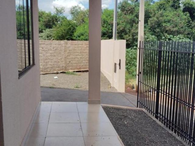 Casa para Venda em Floresta, Jardim Primavera, 2 dormitórios, 1 banheiro, 3 vagas
