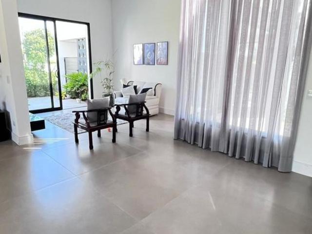 Casa para venda em Kurumin de 1019.00m² com 4 Quartos, 4 Suites e 6 Garagens