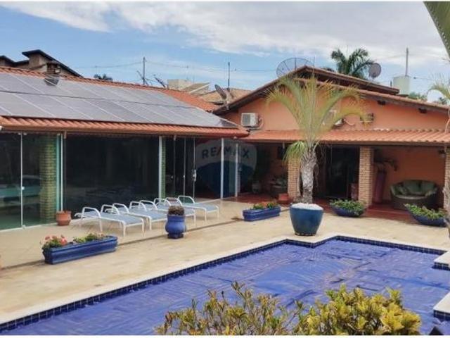 Casa para venda em Horizonte Azul Village Ambiental de 377.00m² com 5 Quartos, 3 Suites e 8 Garage
