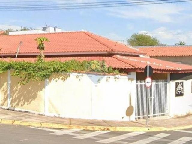 Casa para venda em Horto Florestal de 100.00m² com 2 Quartos e 2 Garagens