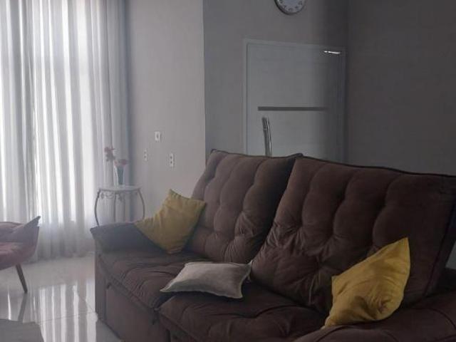 Casa para venda em Horto Florestal de 110.00m² com 2 Quartos, 1 Suite e 4 Garagens