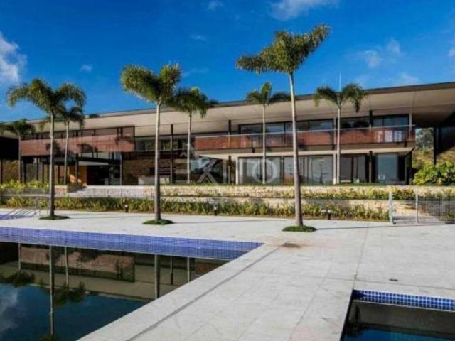 Casa para venda em Horto Florestal de 305.00m² com 3 Quartos, 3 Suites e 2 Garagens