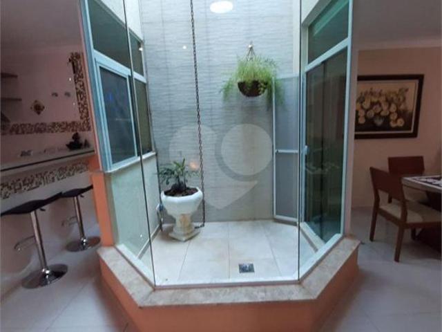 Casa para venda em Horto Santo Antonio de 178.00m² com 4 Quartos, 1 Suite e 4 Garagens