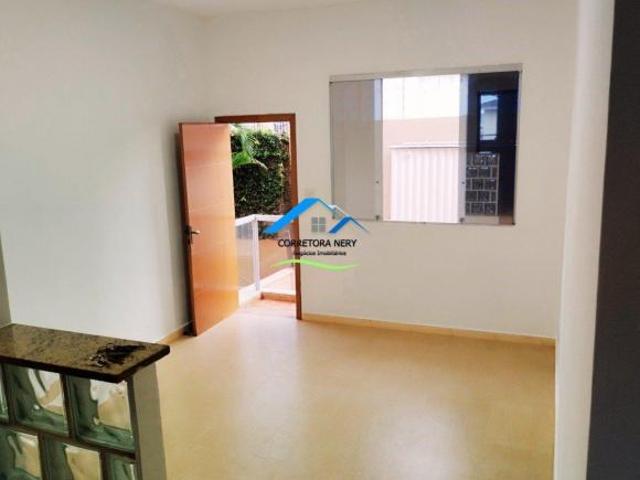 Casa para venda em Heliópolis, Belo Horizonte