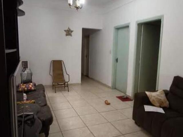 Casa para venda em Higienópolis de 179.00m² com 4 Quartos e 4 Garagens