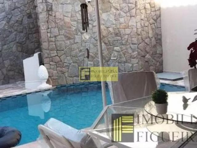 Casa para venda em Higienópolis de 460.00m² com 4 Quartos, 4 Suites e 4 Garagens